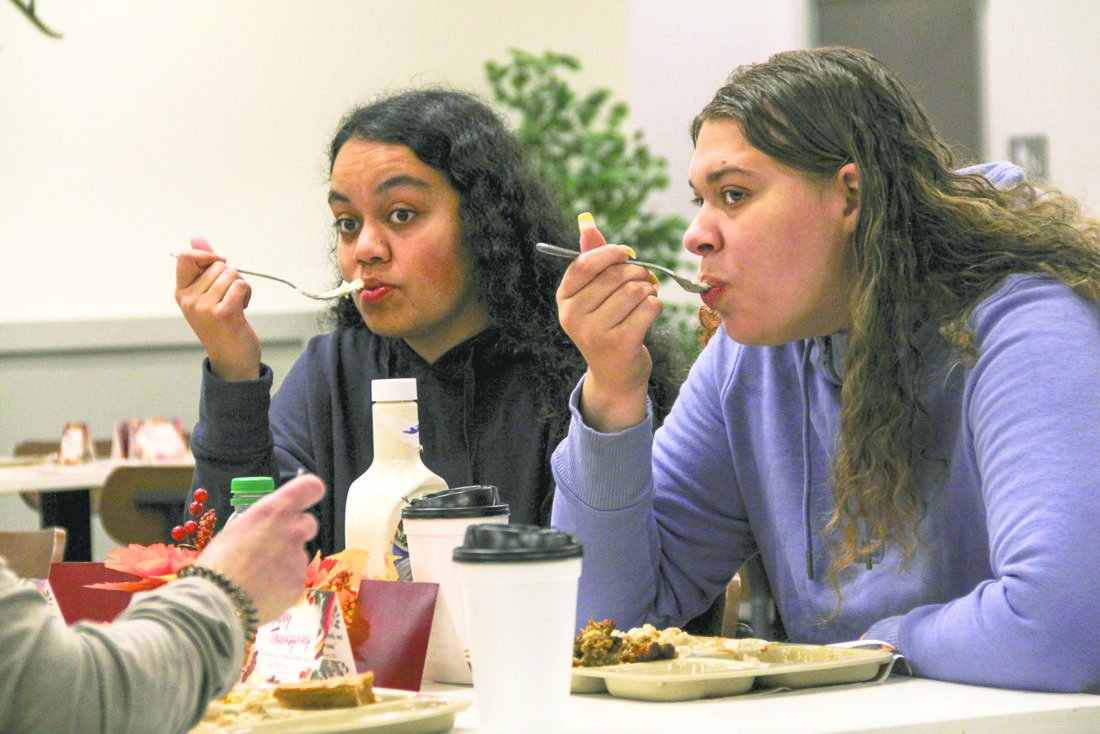 Dishing out gratitude on Thanksgiving | News, Sports, Jobs - The Vindicator